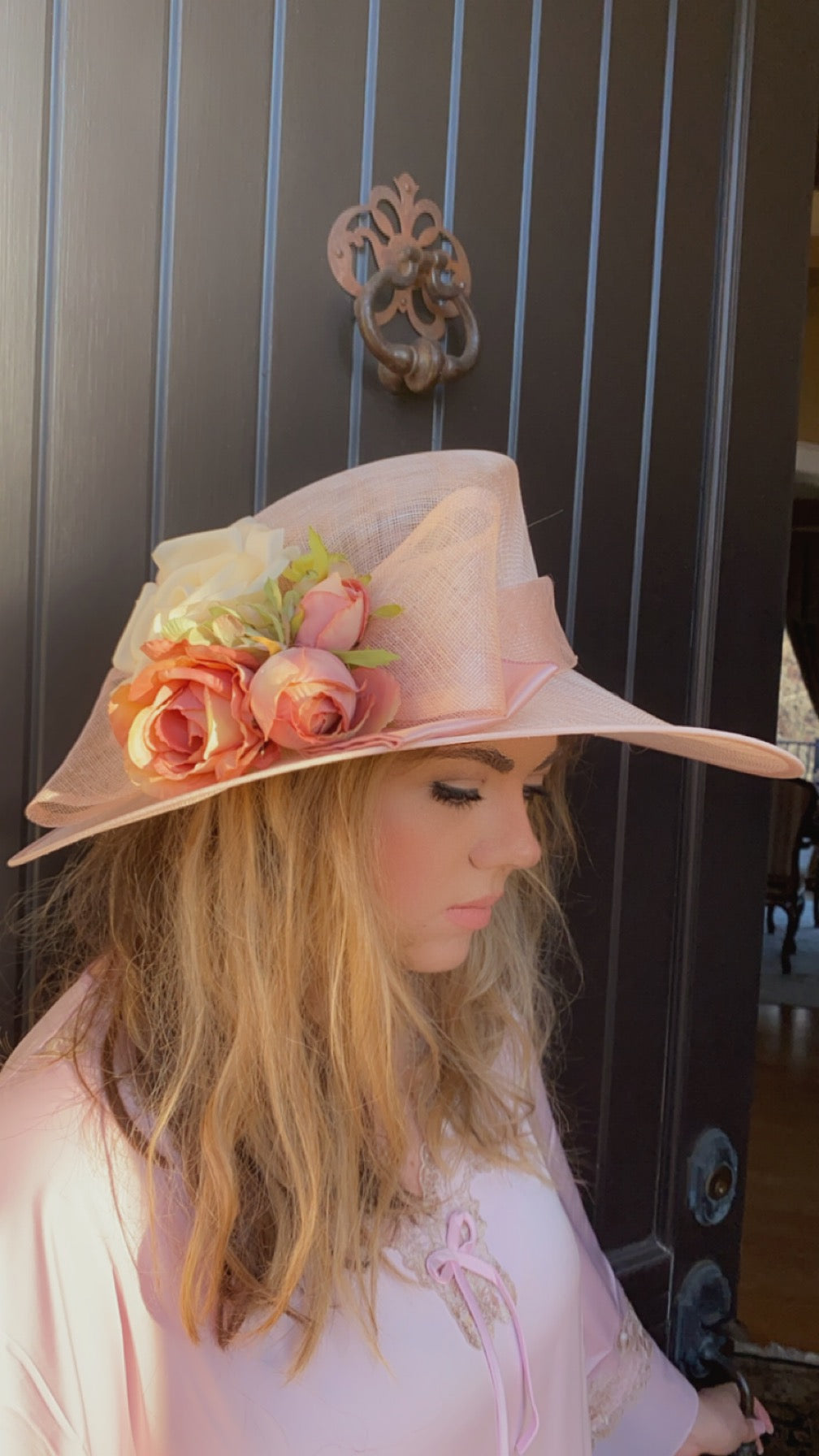Demure Hat – Hopeless Romantic